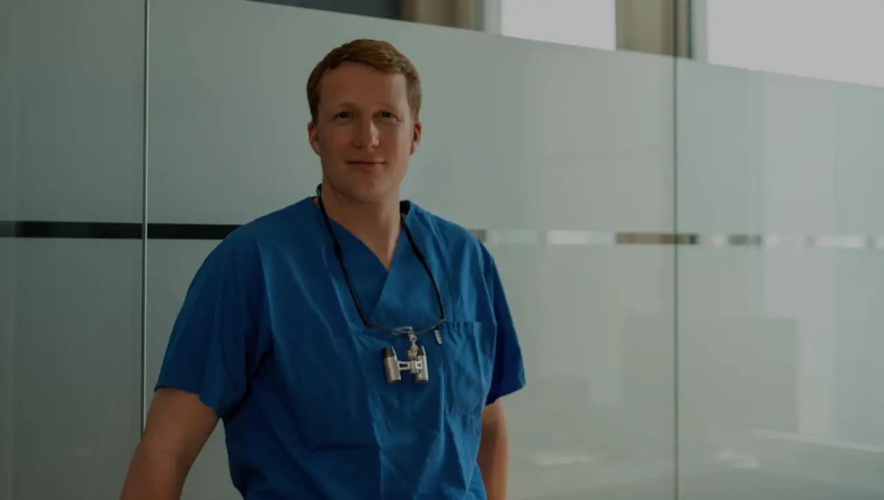 Eyelid Aesthetics - Lidstraffung Hamburg – Spezialpraxis für Lidchirurgie | PD Dr. med. Simon Dulz